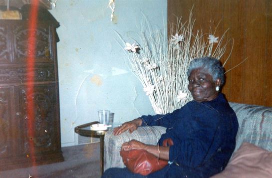 Mary Bessie Berry - Thompson, Hall and Jordan Funeral Home